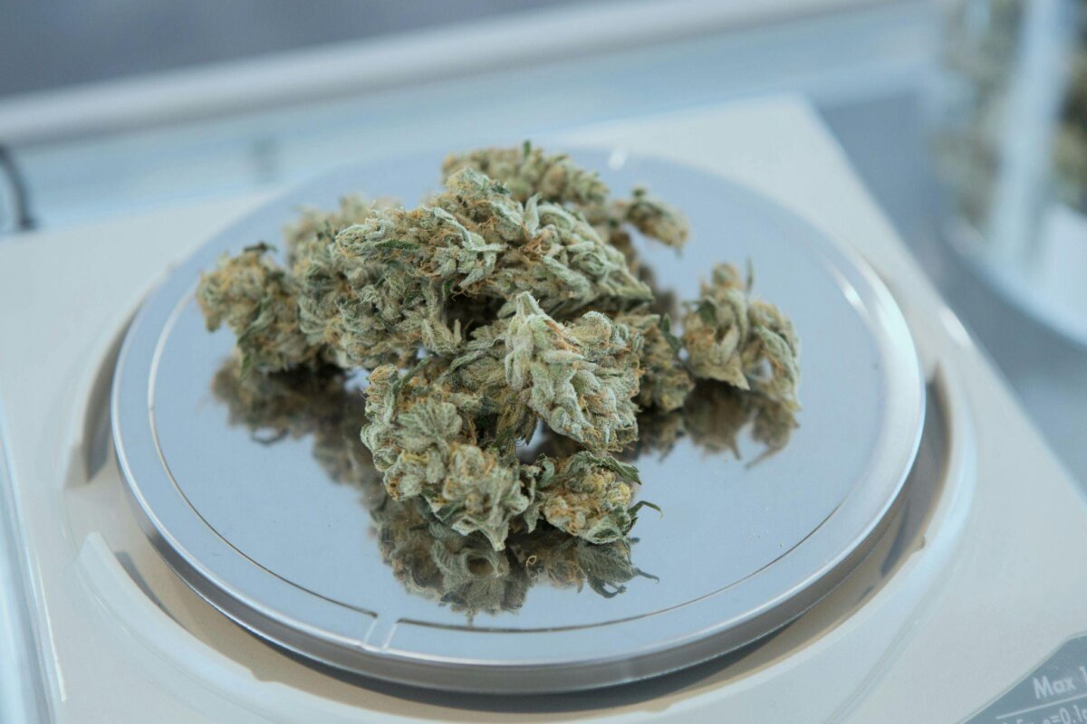 Decarboxylation 101: How to Decarb Weed Properly